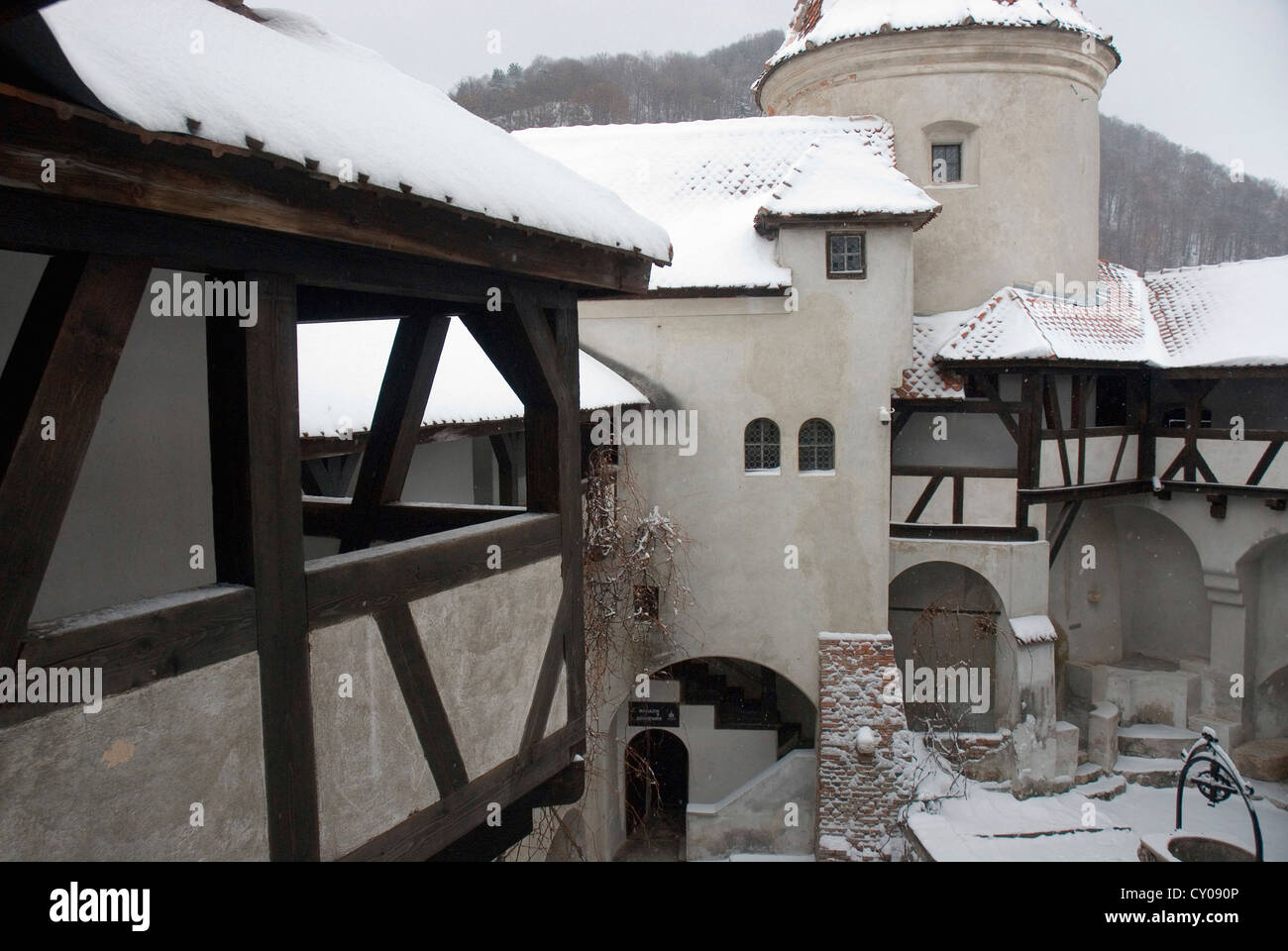 Bran castle snow hi-res stock photography and images - Alamy