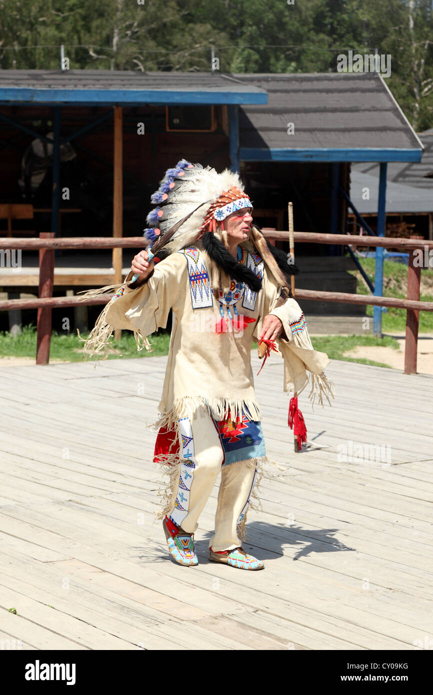 Sioux dancing ritual dance in Western City Stock Photo - Alamy