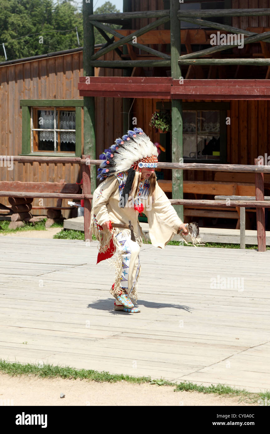 Sioux dancing ritual dance in Western City Stock Photo - Alamy