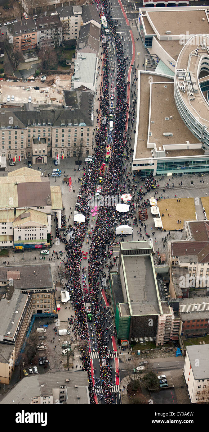 Aerial parades hi-res stock photography and images - Alamy