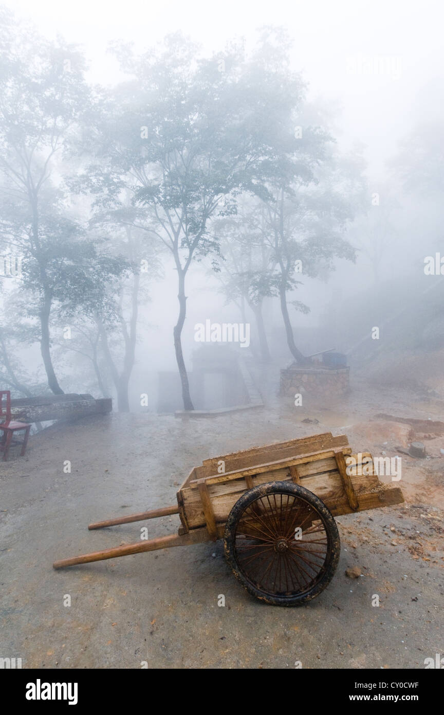 An old pull cart at the San Huang Zhai Monastery on Song Mountain ...
