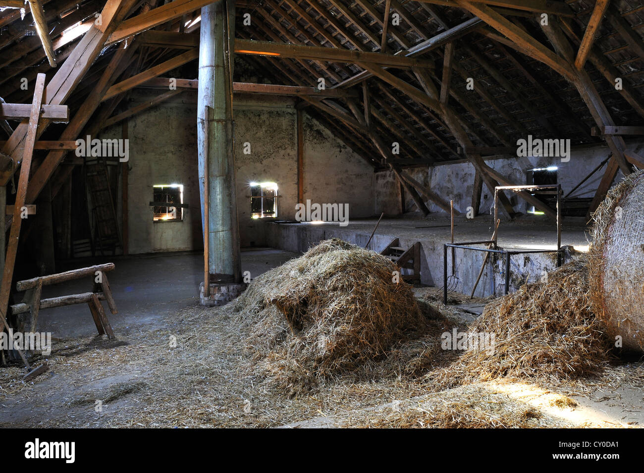 Hayloft hi-res stock photography and images - Alamy