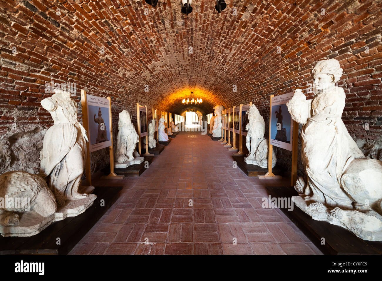 Medieval tunnel construction hi-res stock photography and images - Alamy