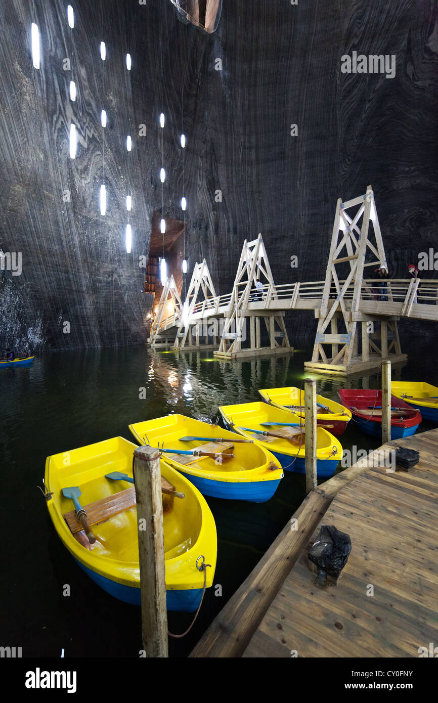 Rock salt boats hi-res stock photography and images - Alamy