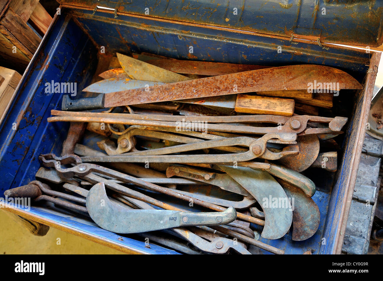 Tools box hi-res stock photography and images - Alamy