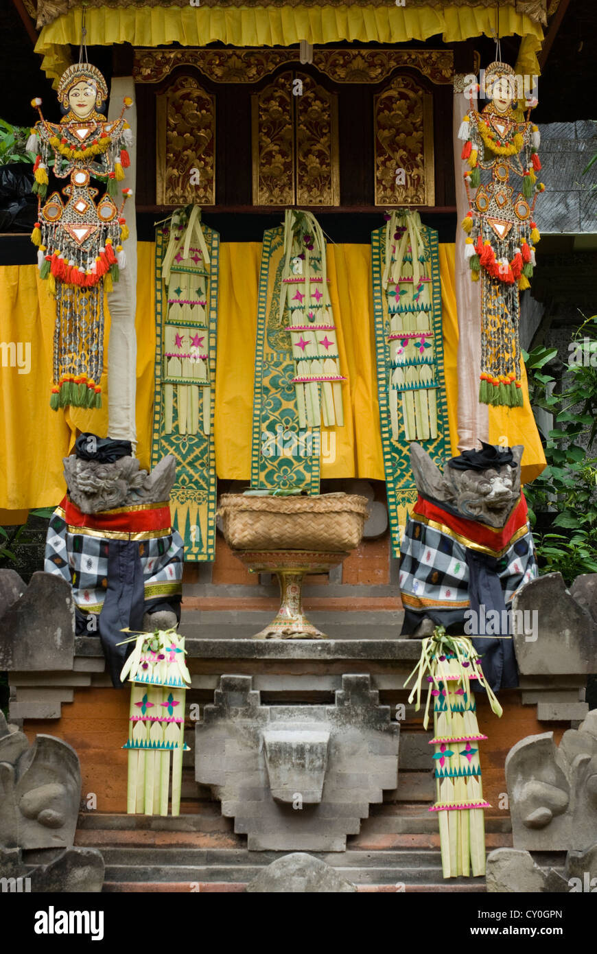 Animist Ritual High Resolution Stock Photography and Images - Alamy