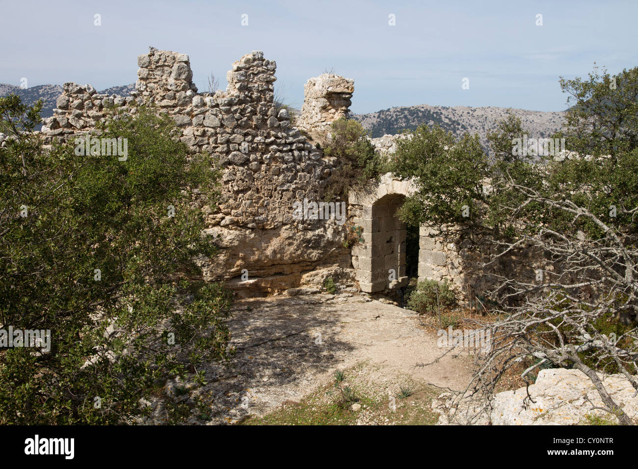 Castillo de Alaro' castle ruins, Puig de Alaro' mountain hill, Mallorca ...