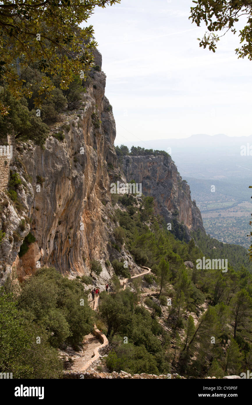 Castillo de alaro hi-res stock photography and images - Alamy