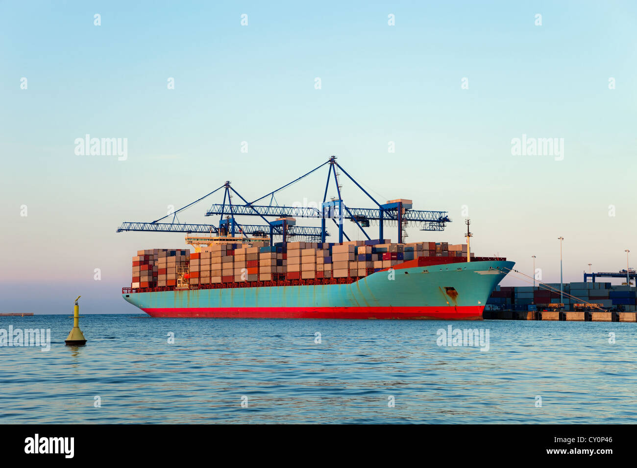 Container vessel during cargo hi-res stock photography and images - Alamy