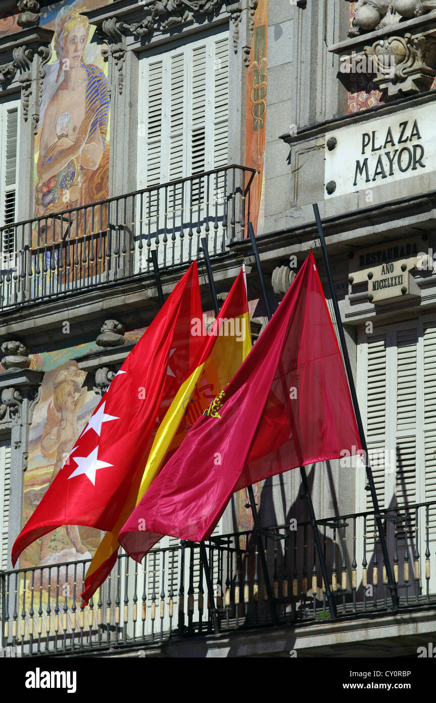Flags in Plaza Mayor blowing in the breeze, Madrid Stock Photo - Alamy