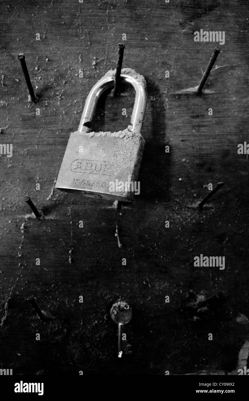 Secure lock Black and White Stock Photos & Images - Alamy