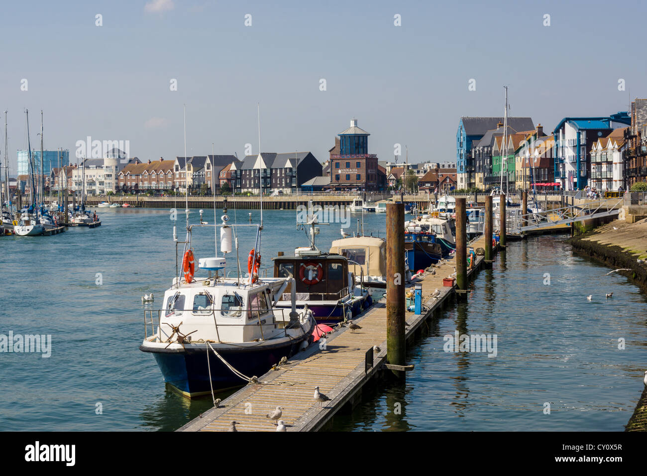River arun littlehampton west sussex hi-res stock photography and ...