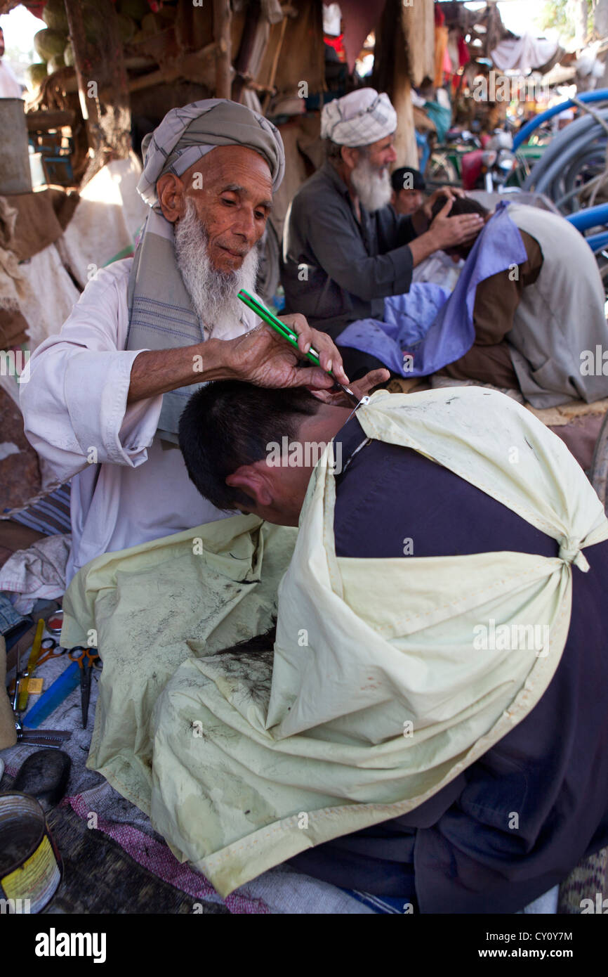barber in downtown Kunduz city, Afghanistan Stock Photo - Alamy