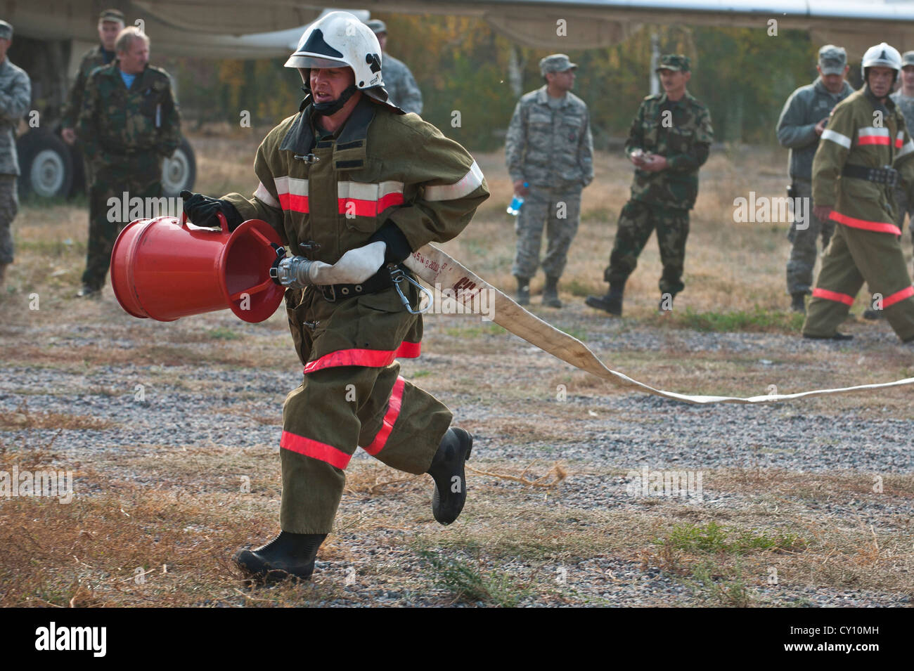 Firefighter obstacle course hi-res stock photography and images - Alamy