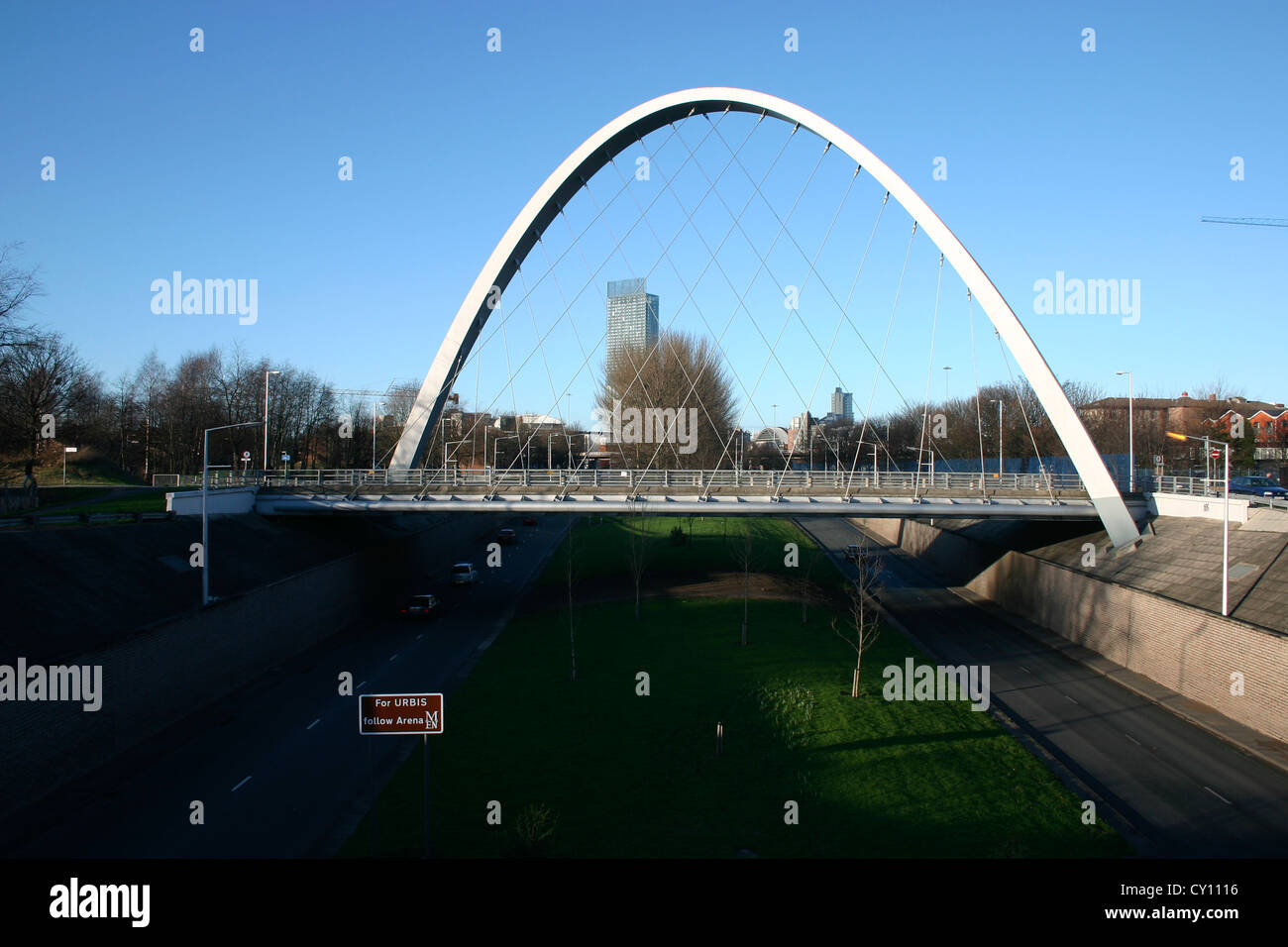 Hulme archway bridge framing Beetham tower Manchester Stock Photo - Alamy Hulme archway bridge framing Beetham tower Manchester Stock Photo - Alamy
