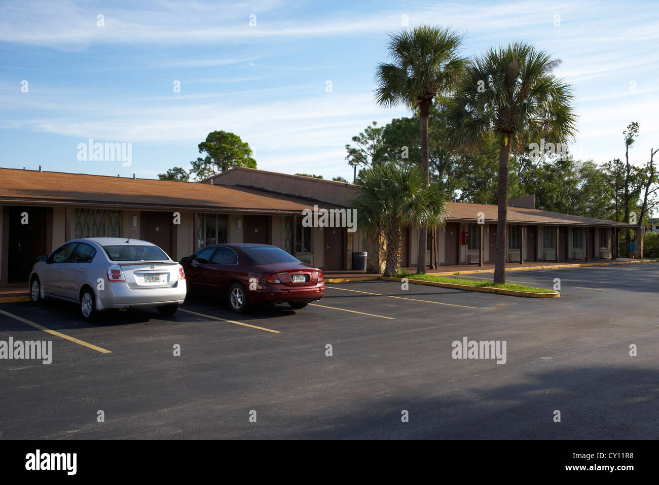 Cheap motel room hi-res stock photography and images - Alamy