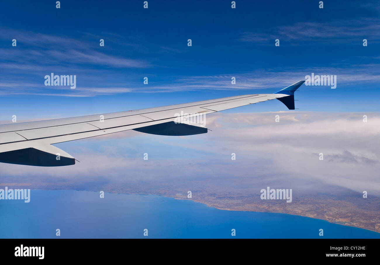 Aircraft wing view hi-res stock photography and images - Alamy