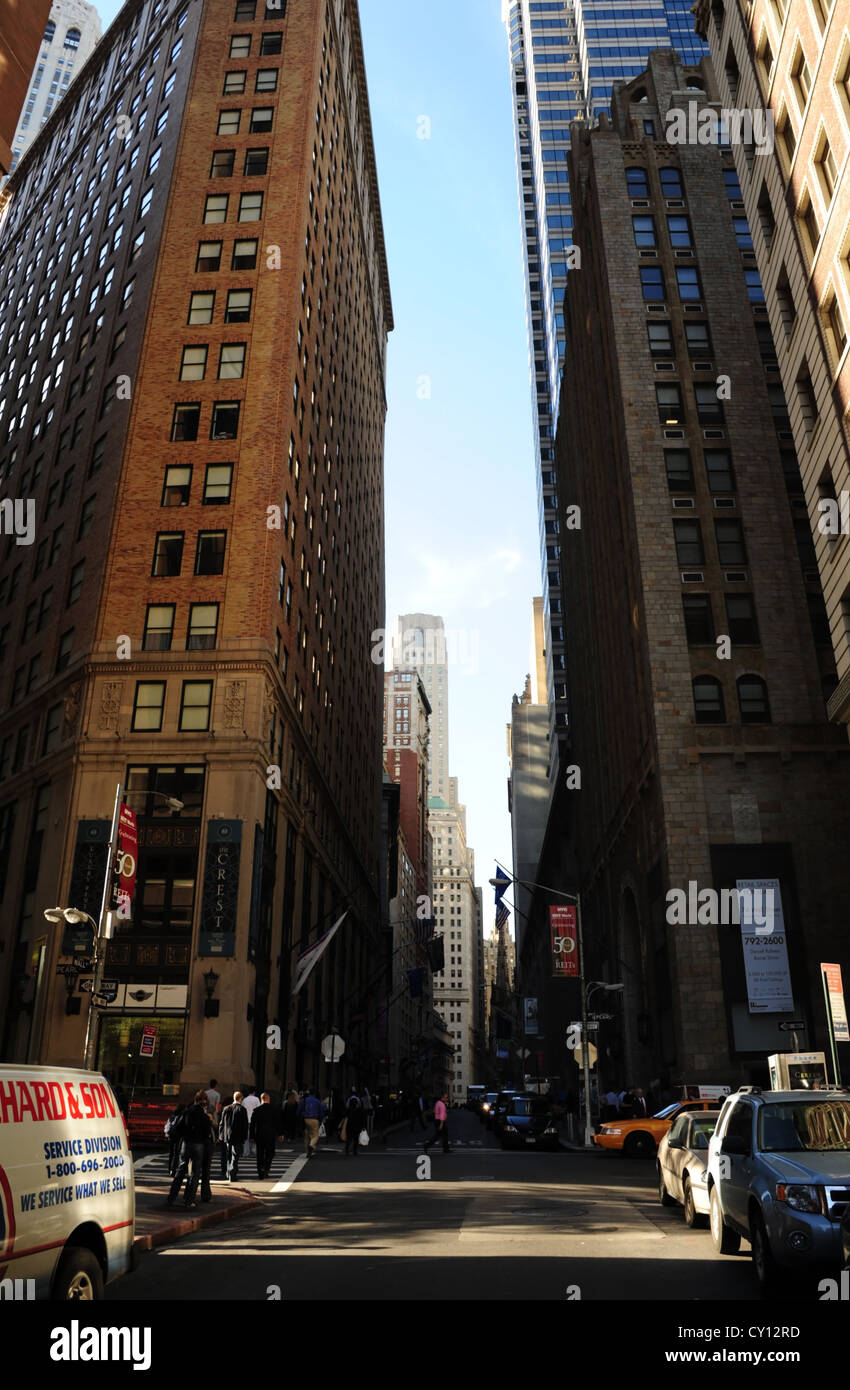 Blue sky sun shade urban alley portrait buildings, cars, people, Wall ...