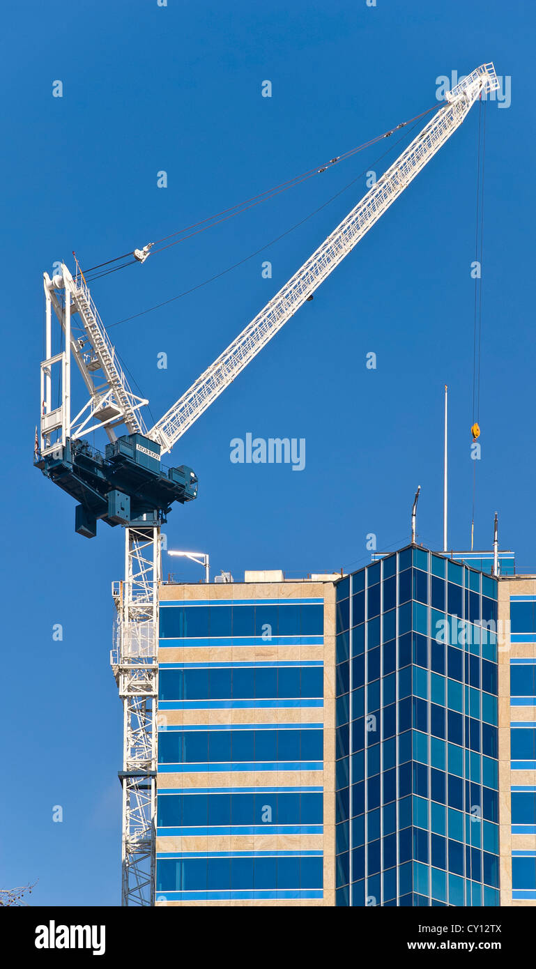 Construction crane city building crane hi-res stock photography and ...
