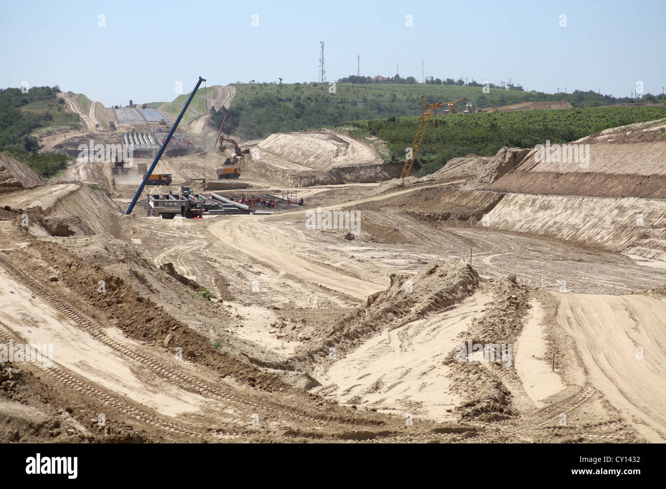 Machine machinery freeway highway hi-res stock photography and images ...