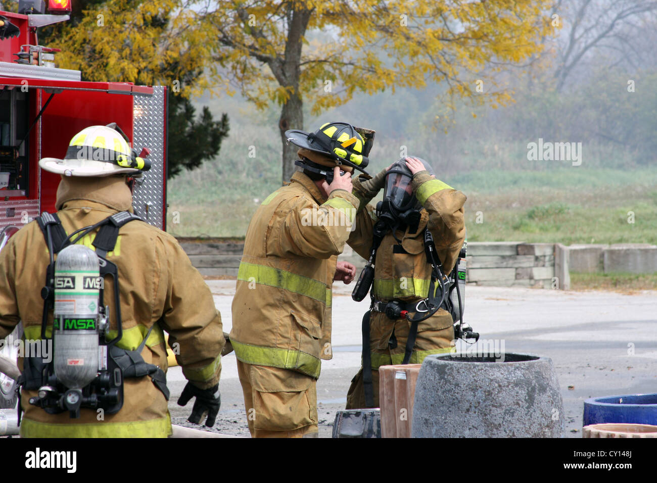 Woman firefighter scba hi-res stock photography and images - Alamy