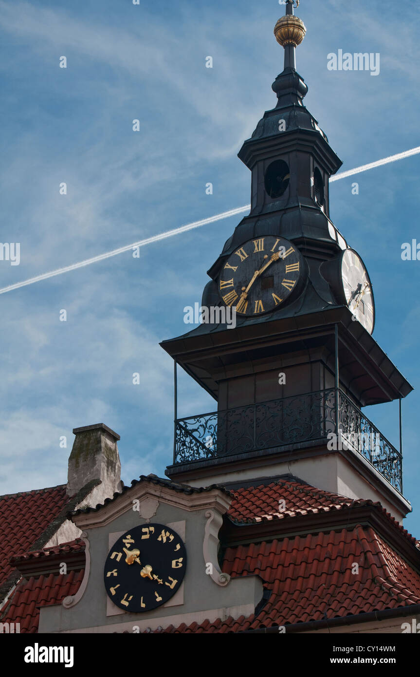 Hebrew clock hi-res stock photography and images - Alamy