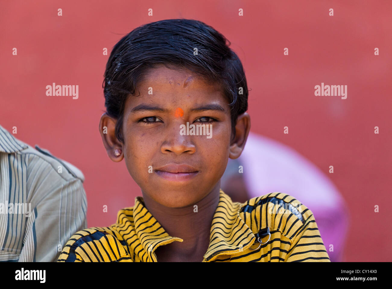 Indian boy benares india hi-res stock photography and images - Alamy
