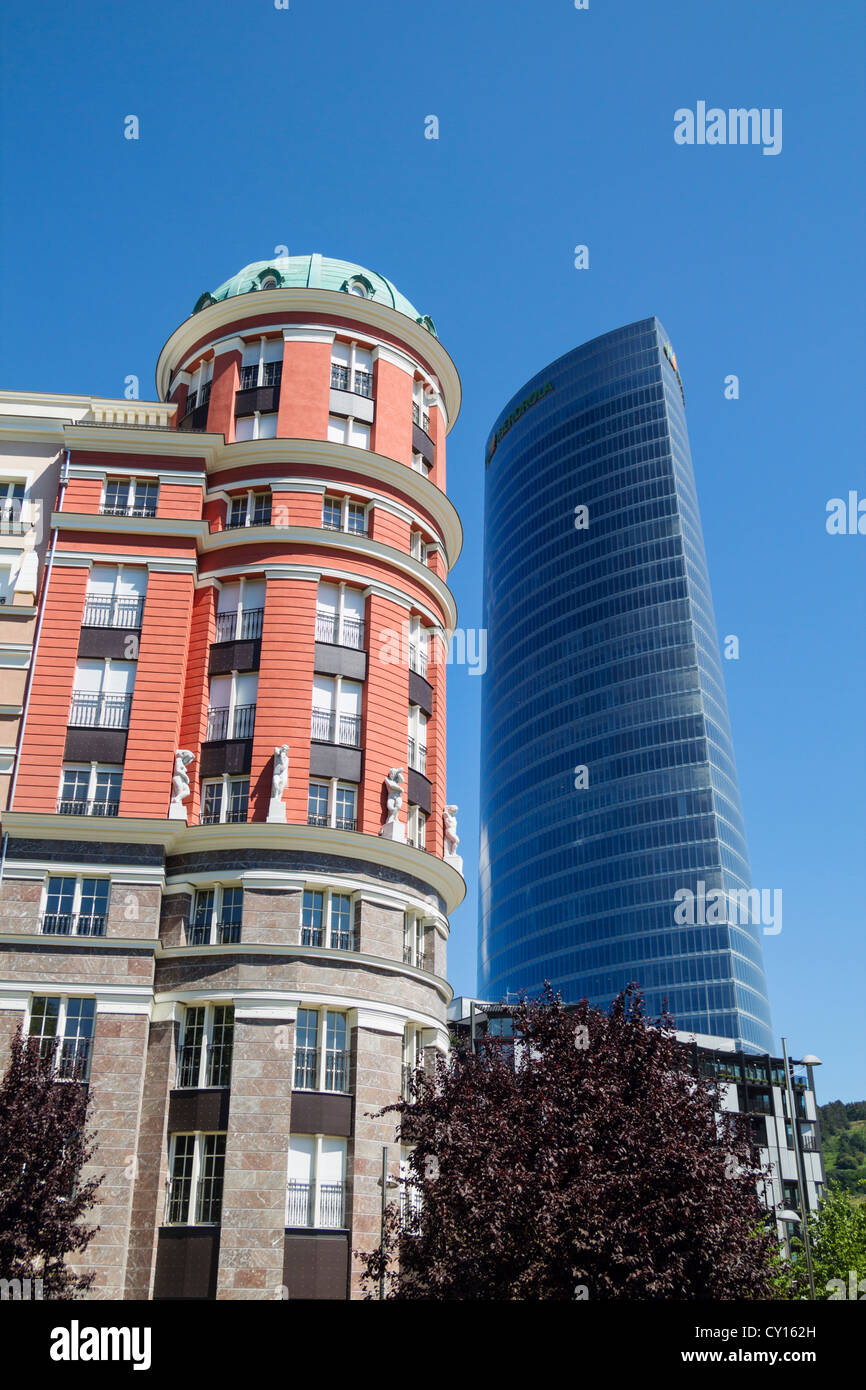 Iberdrola building hi-res stock photography and images - Alamy