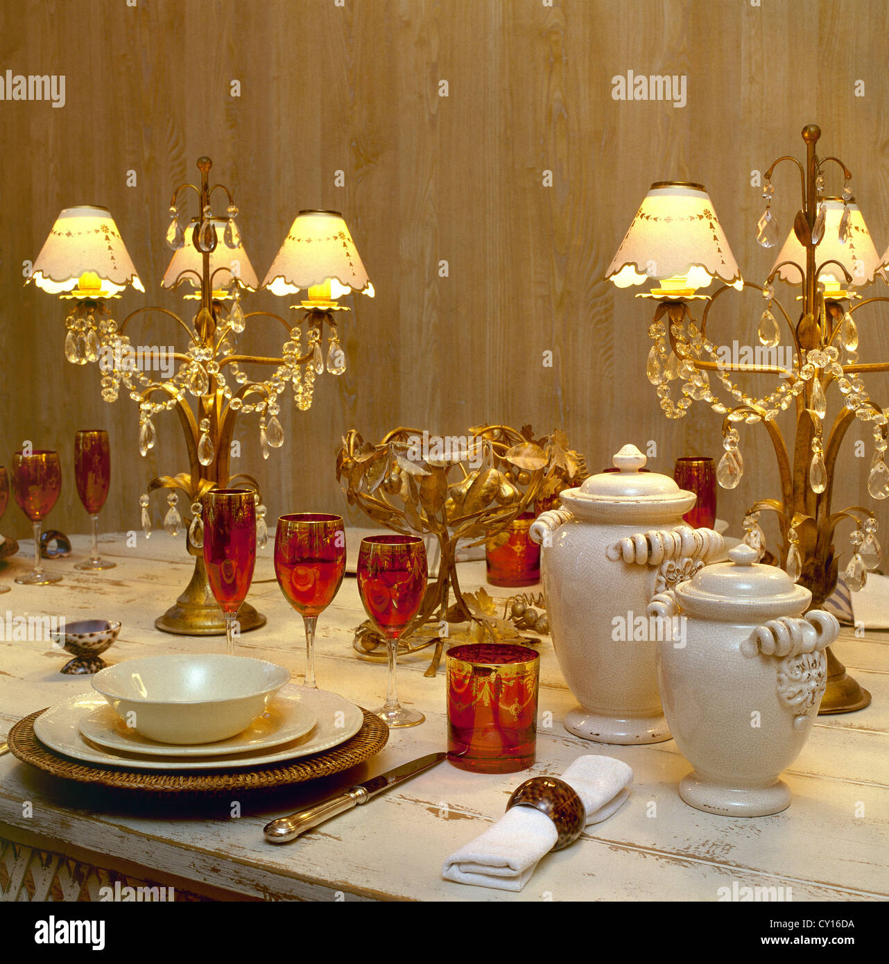 A decorated dining table Stock Photo - Alamy
