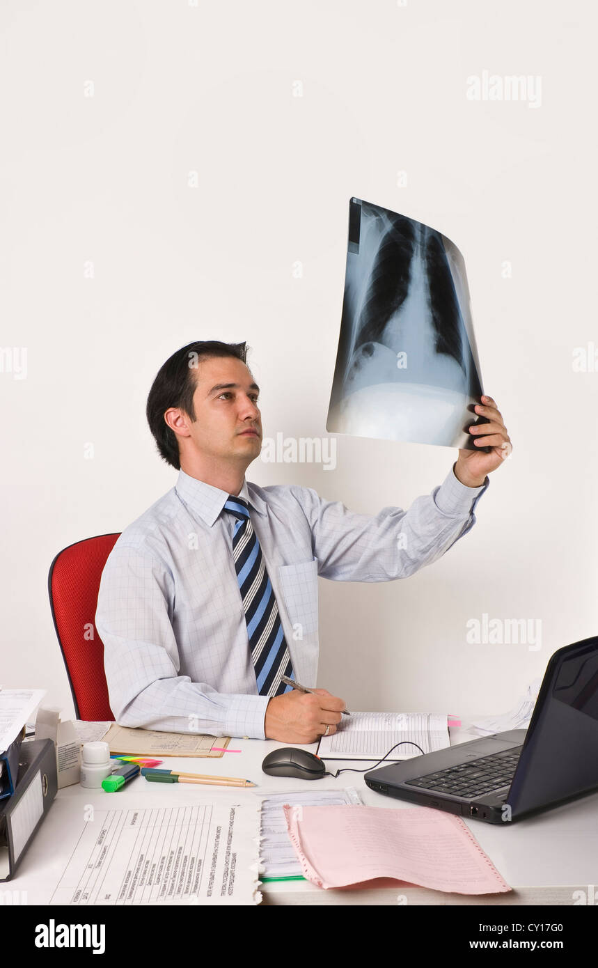 Professional clinical research monitor at working place Stock Photo - Alamy