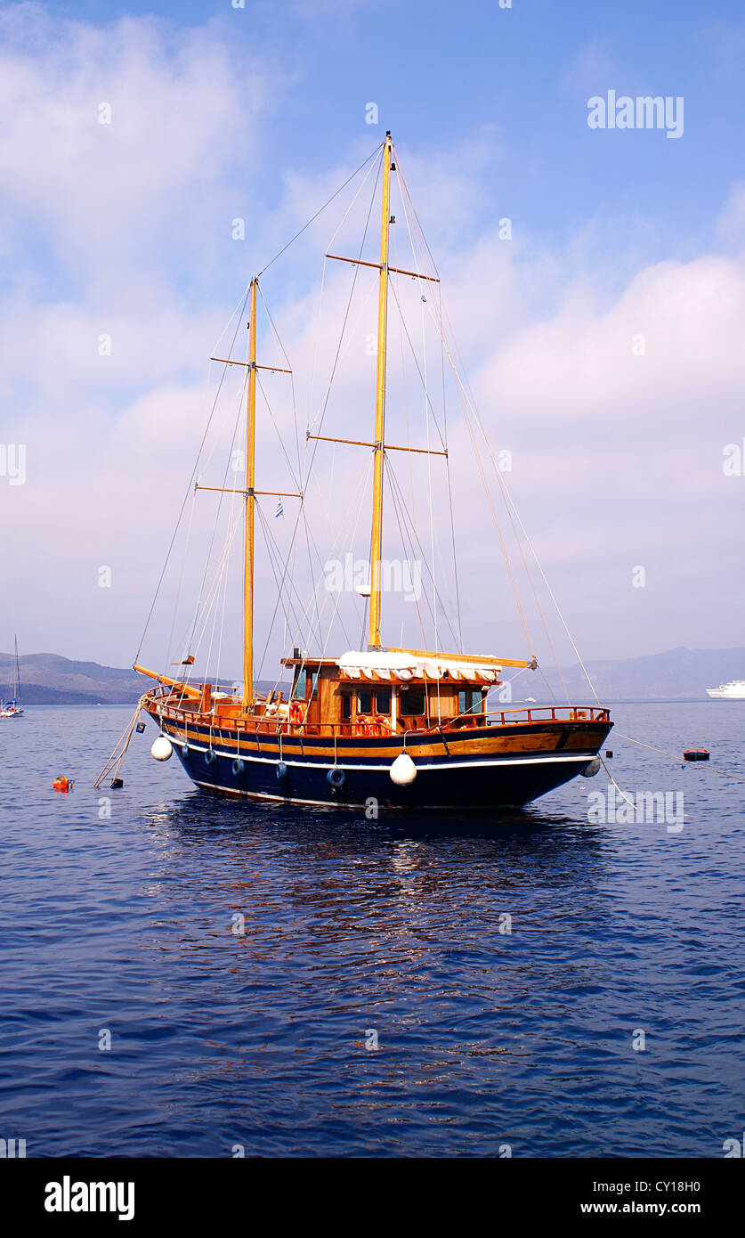 Traditional boat for cruise Stock Photo - Alamy