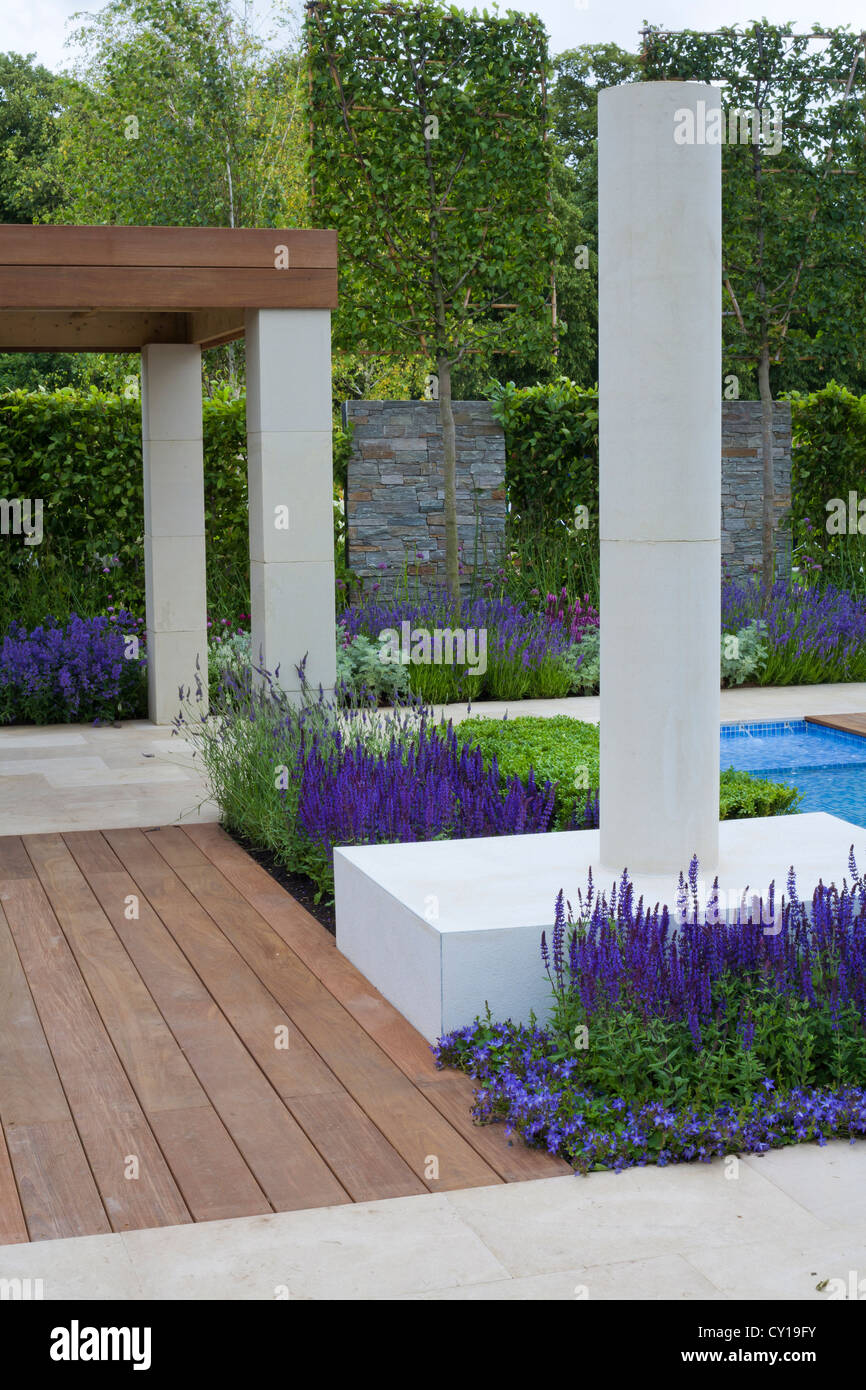 Garden Modern Hedges High Resolution Stock Photography and Images - Alamy