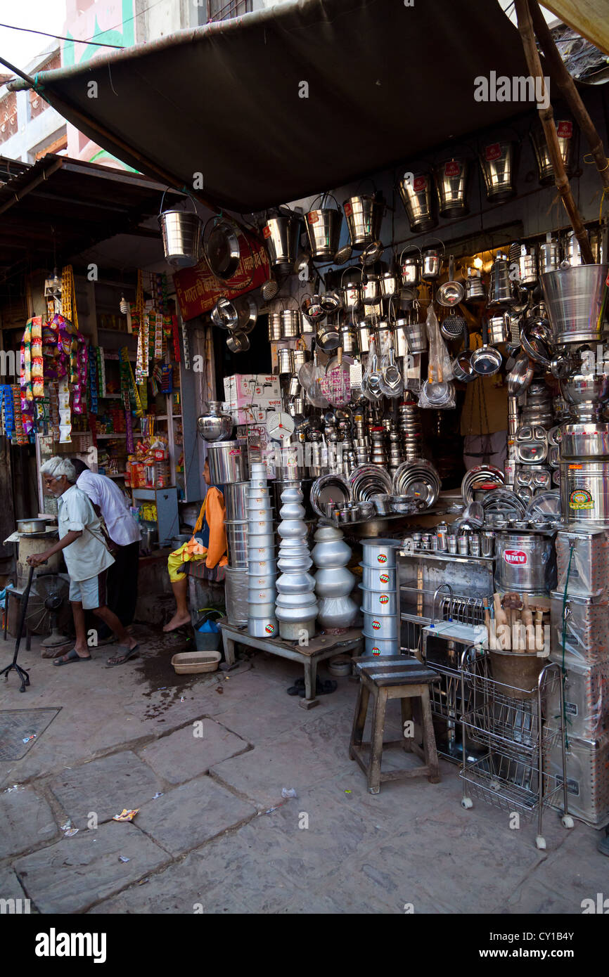 Indian metal goods hi-res stock photography and images - Alamy