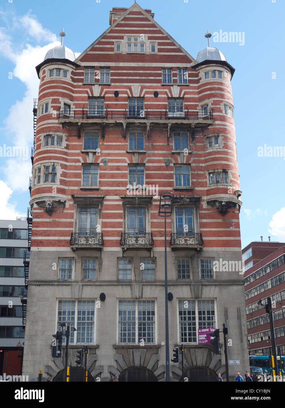 White star line building liverpool hi-res stock photography and images ...