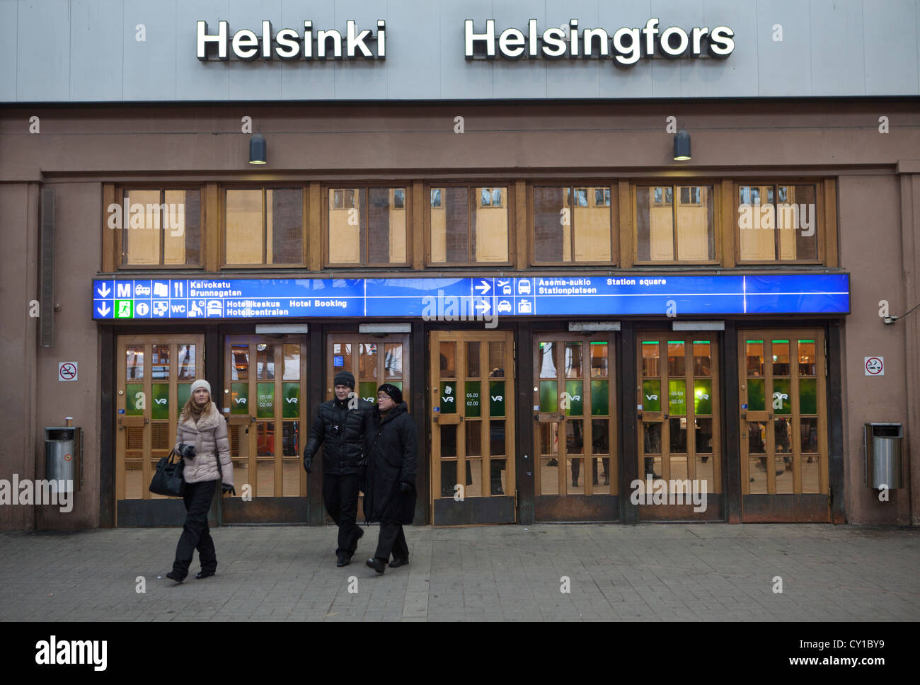 Busstation hi-res stock photography and images - Alamy