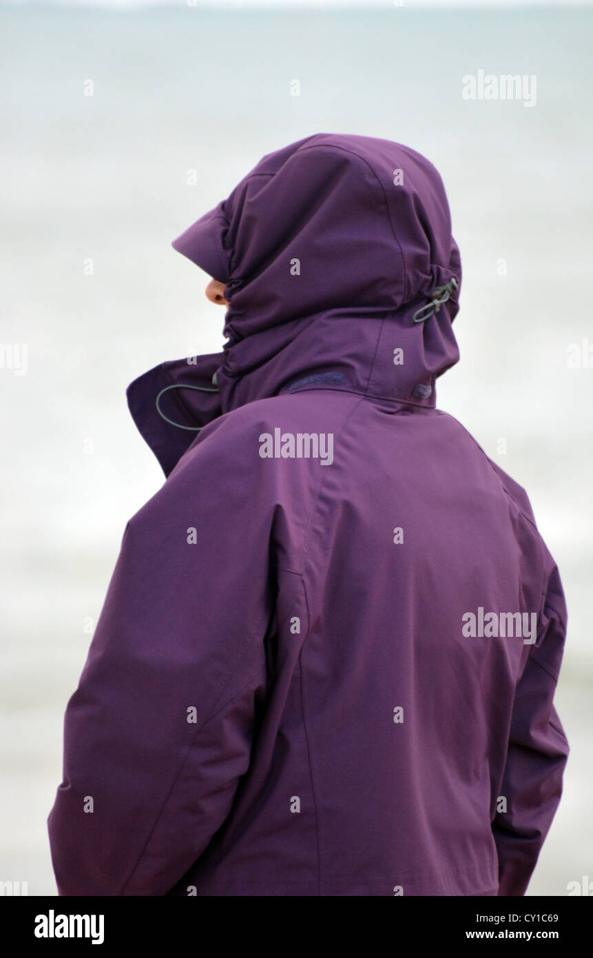 Weather appropriate clothing hi-res stock photography and images - Alamy