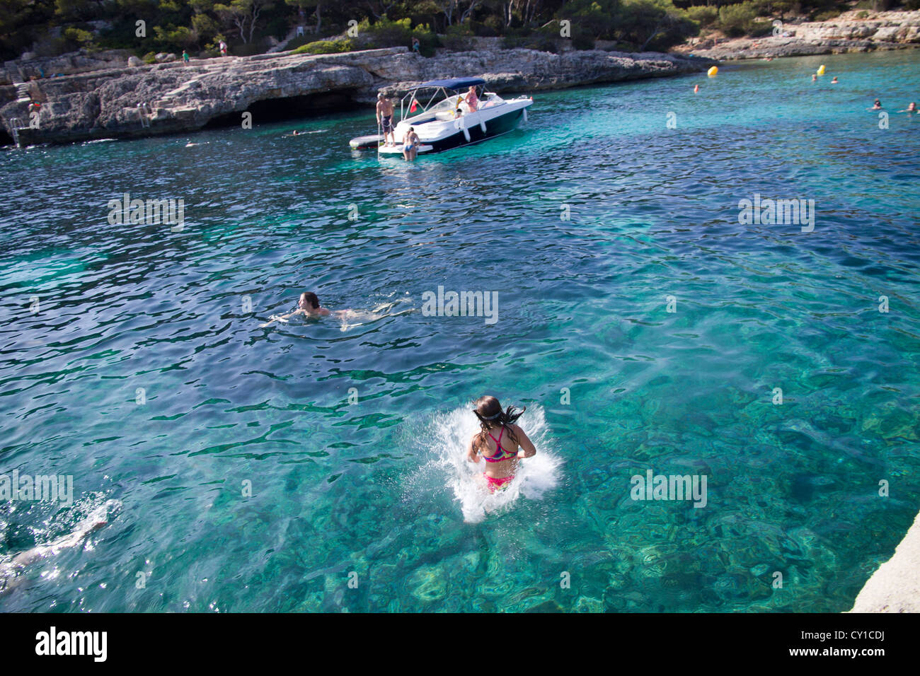 Girl diving splash hi-res stock photography and images - Alamy