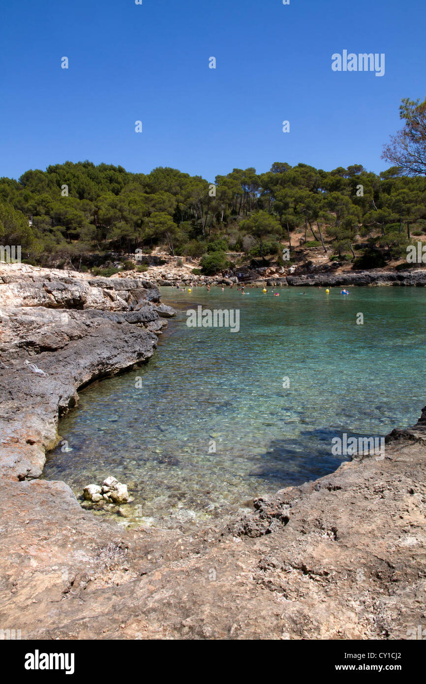 Cala barca hi-res stock photography and images - Alamy