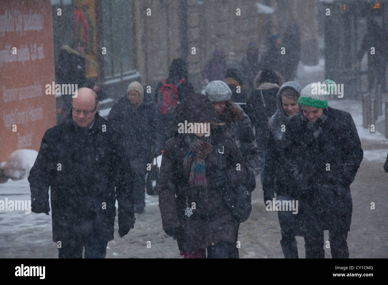 Helsinki people winter hi-res stock photography and images - Alamy