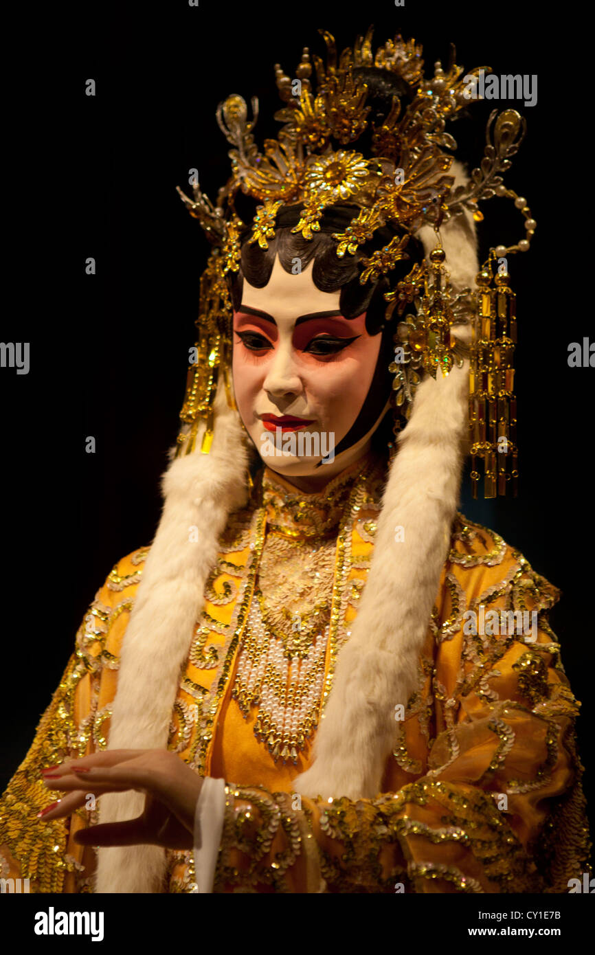 traditional actors in China Stock Photo - Alamy