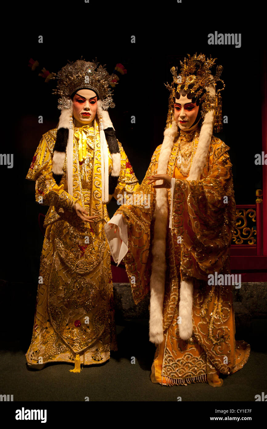 traditional actors in China Stock Photo - Alamy