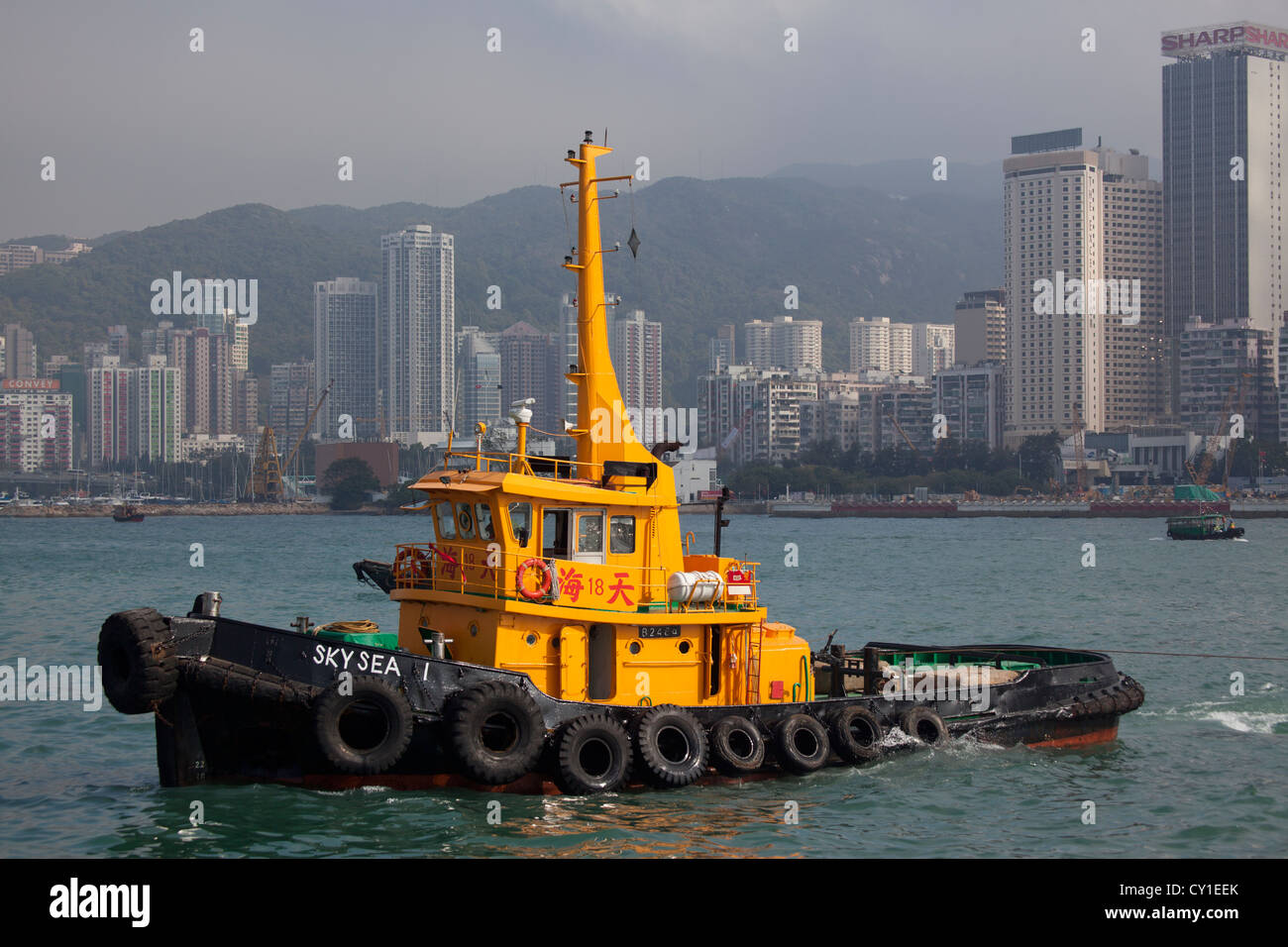 hongkong flat high-rise houses homes flats high ri Stock Photo - Alamy