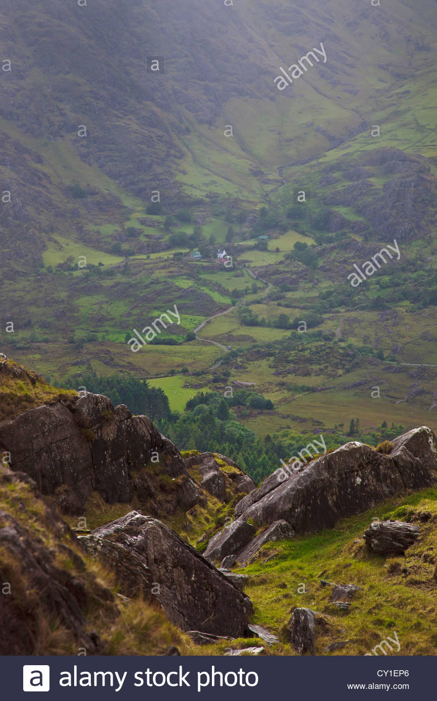 Healy Pass on the Beara Peninsula offers some spectacular scenery Stock ...