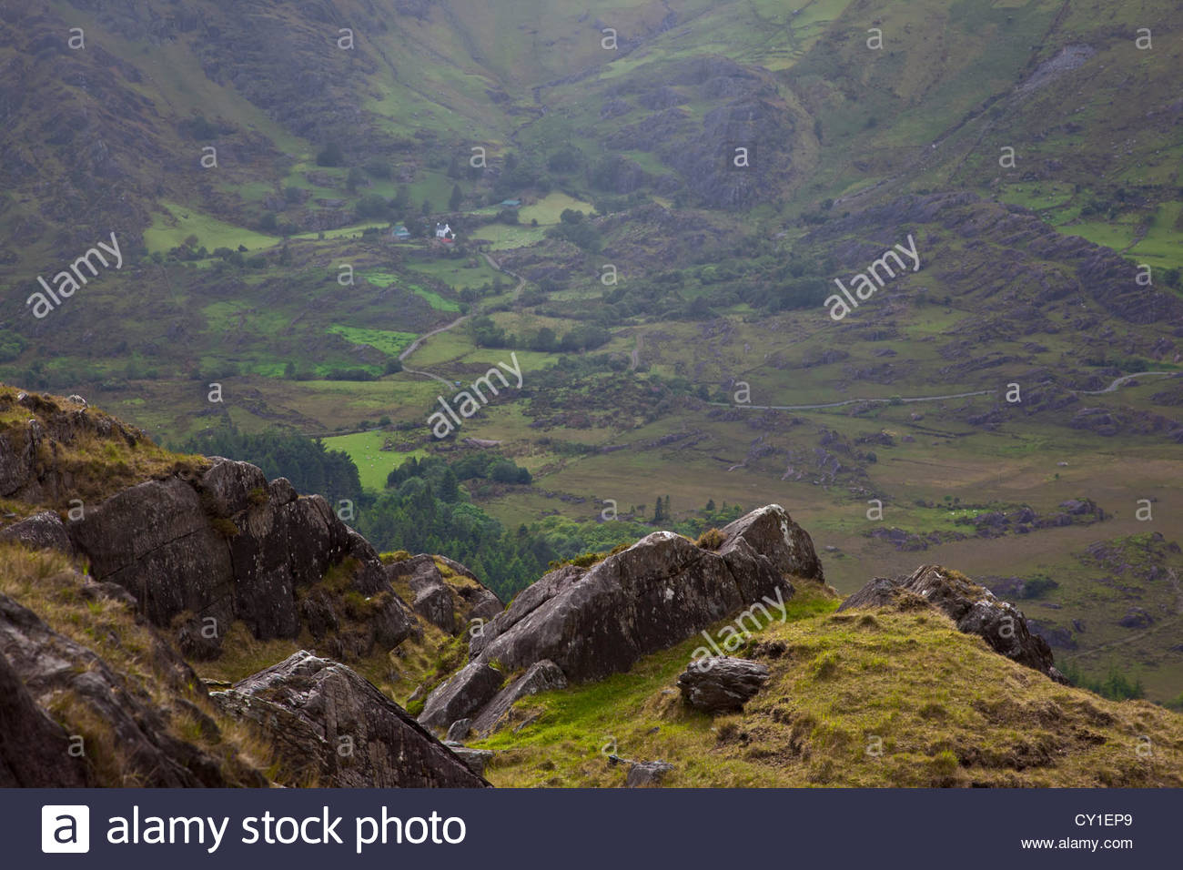 Healy Pass on the Beara Peninsula offers some spectacular scenery Stock ...