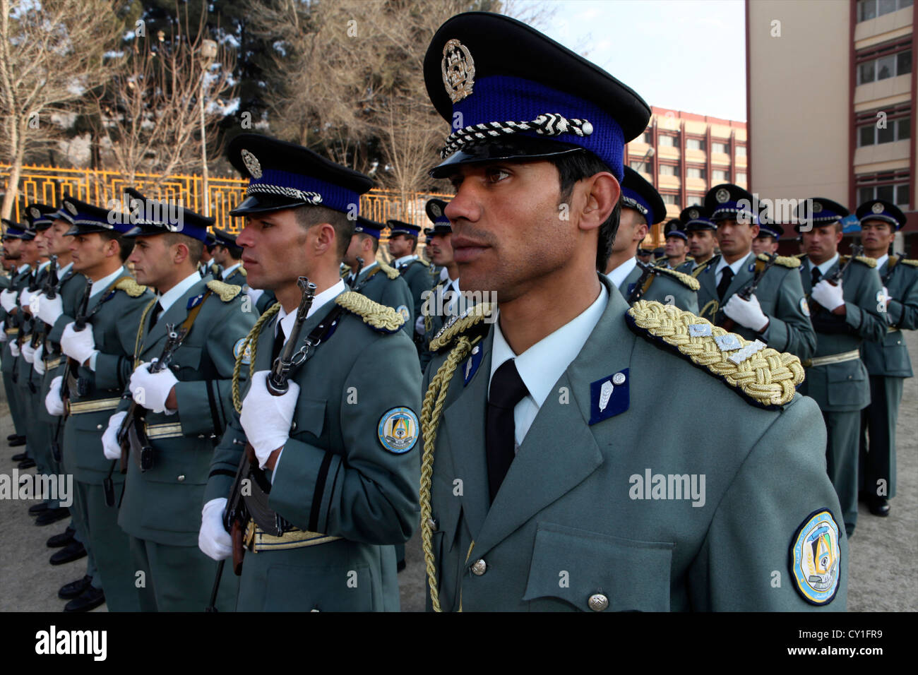 Graduation uniform hi-res stock photography and images - Alamy
