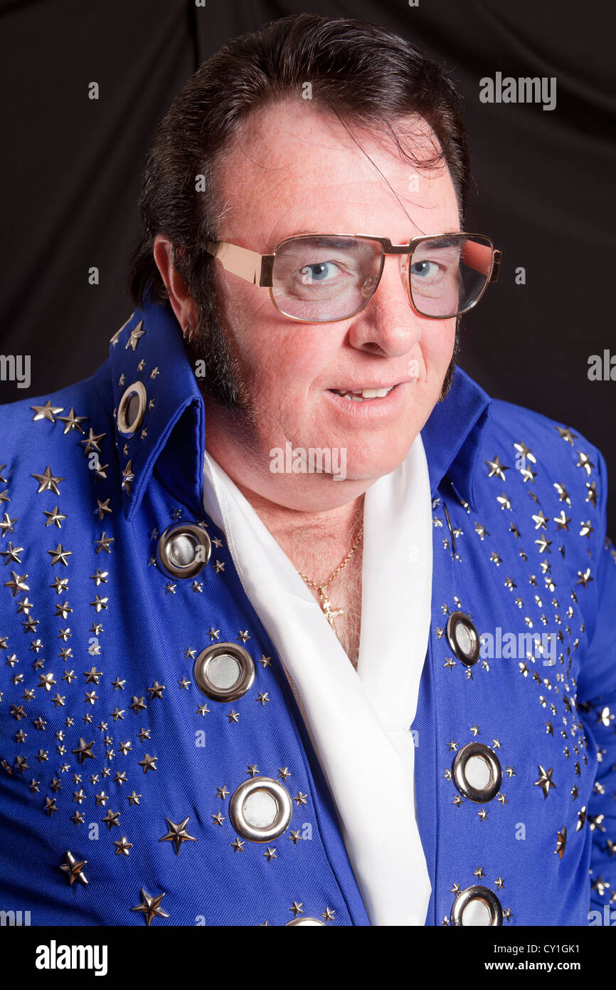 Fat elvis hi-res stock photography and images - Alamy