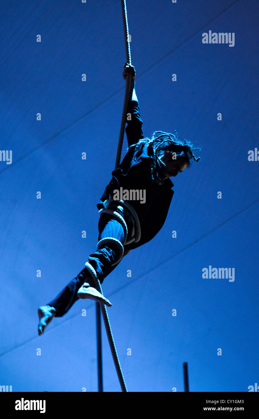 No Fit State Circus High Resolution Stock Photography and Images - Alamy