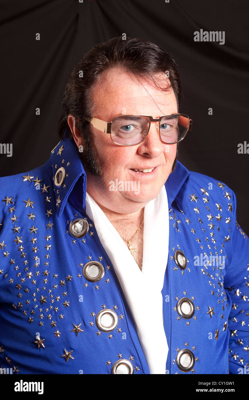 Fat elvis hi-res stock photography and images - Alamy