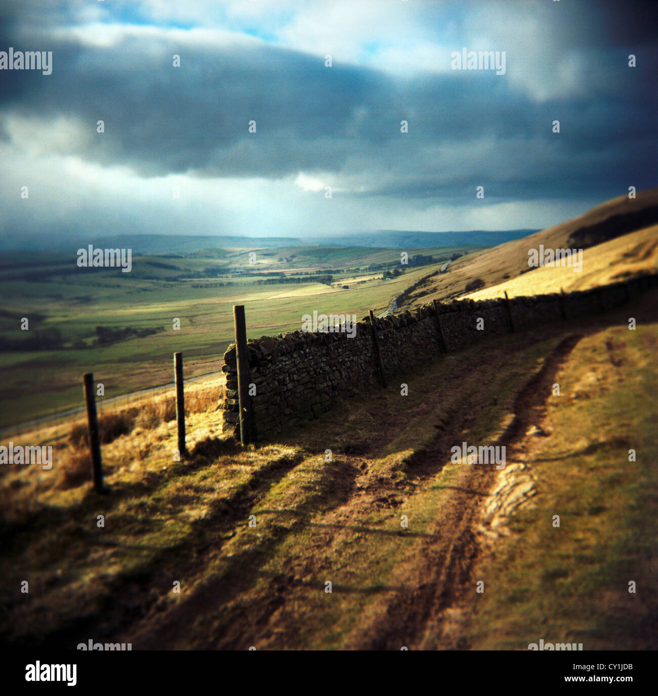 Remote Hill Farm High Resolution Stock Photography and Images - Alamy