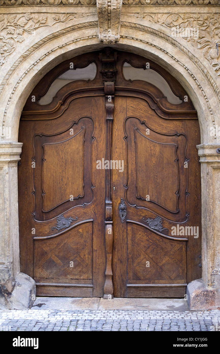 Big door handles hi-res stock photography and images - Alamy
